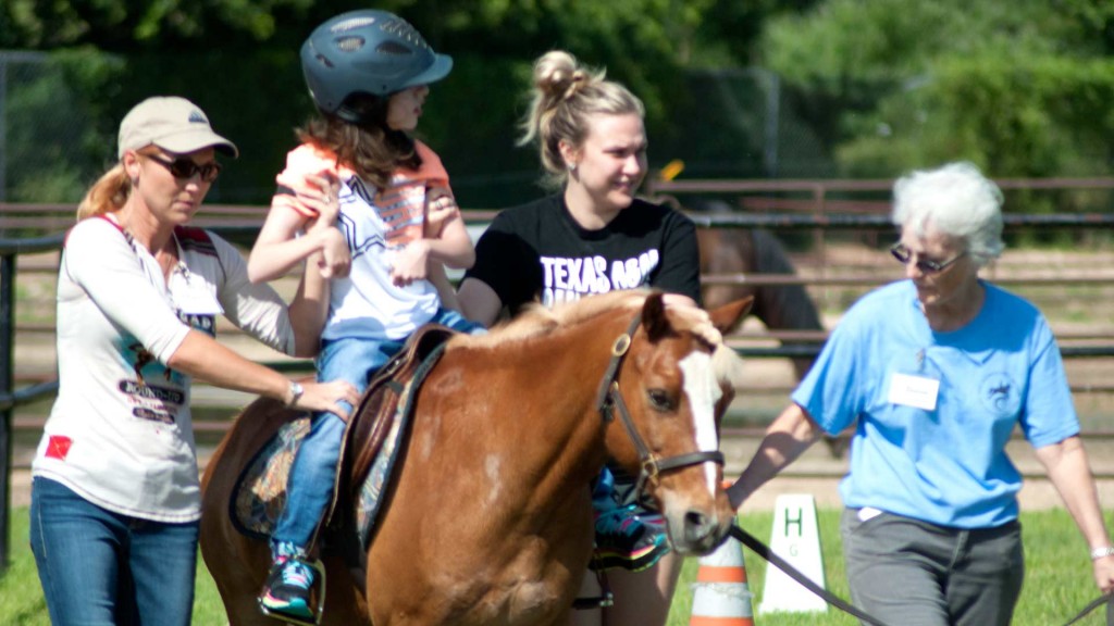 Meet Our Volunteers - The Saddle Light Center